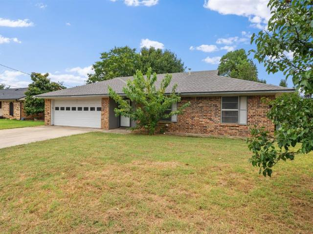 2 Finley Circle