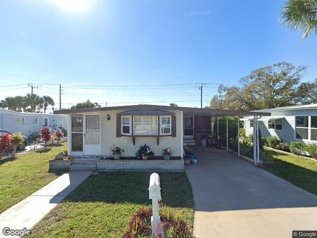 2 Flamboyant St Unit 2, Nokomis, FL 34275