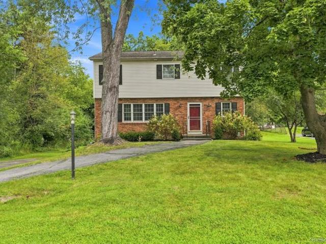 2 Fleetwood Dr, Goshen, NY 10924