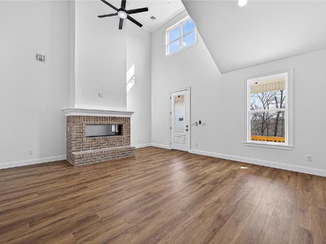 2 Foshee Lane