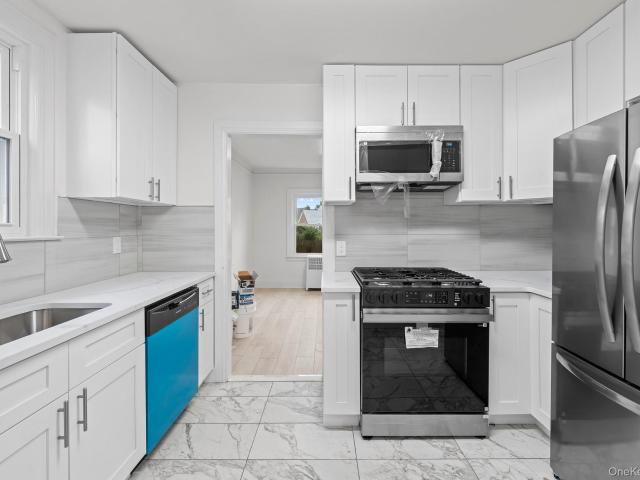 2 Fordham Place