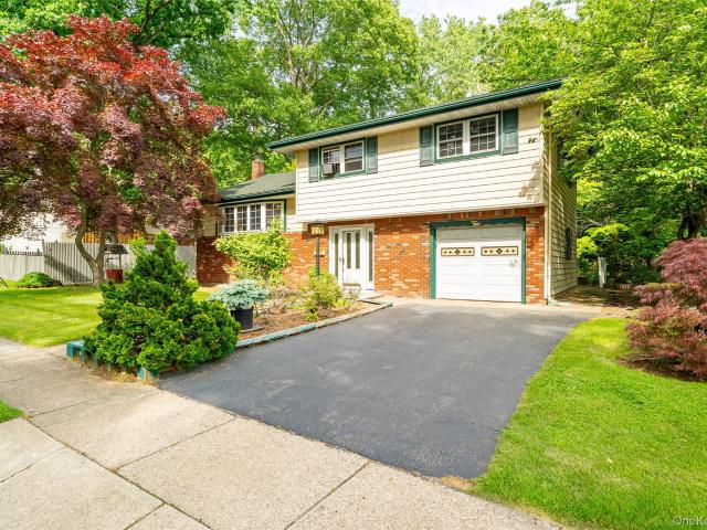 2 Forest Knoll Drive