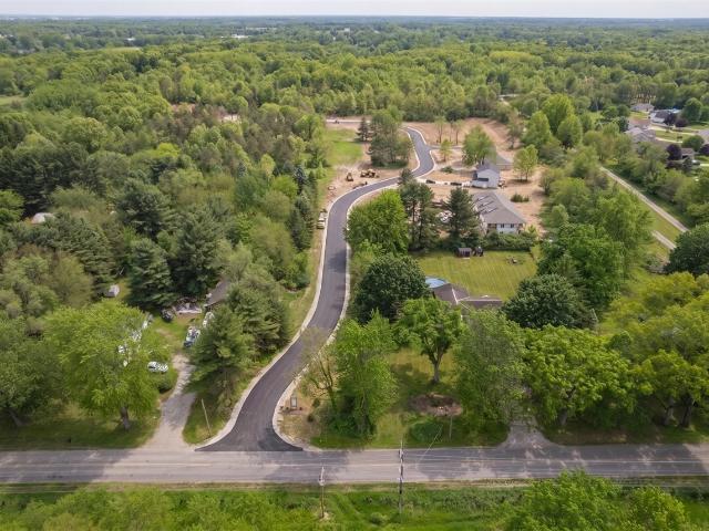 2 Gady Pines Drive