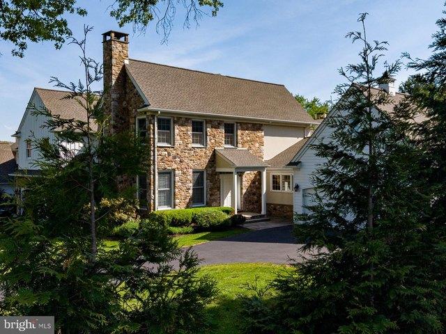 2 Garden Path Unit 14, Doylestown, PA 18901