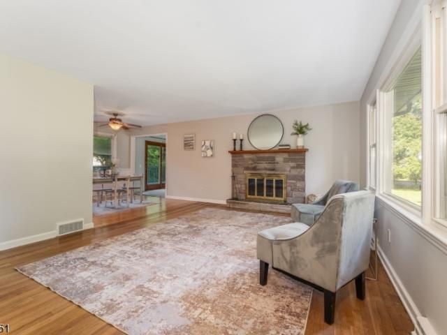 2 Glenway Dr