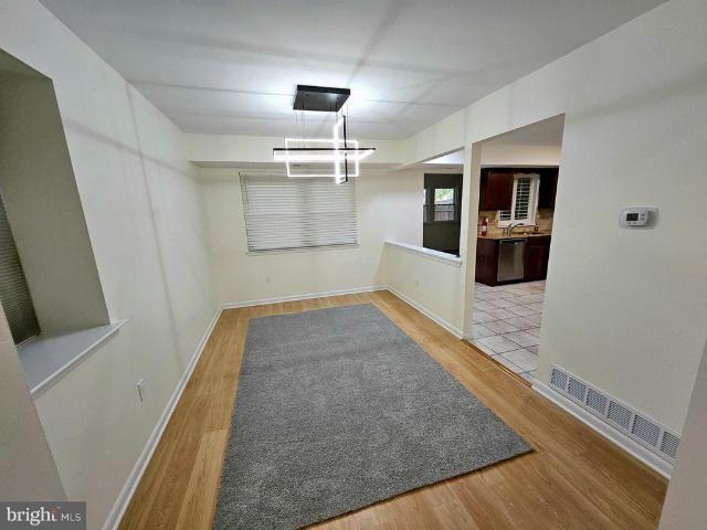 2 Goshawk Court