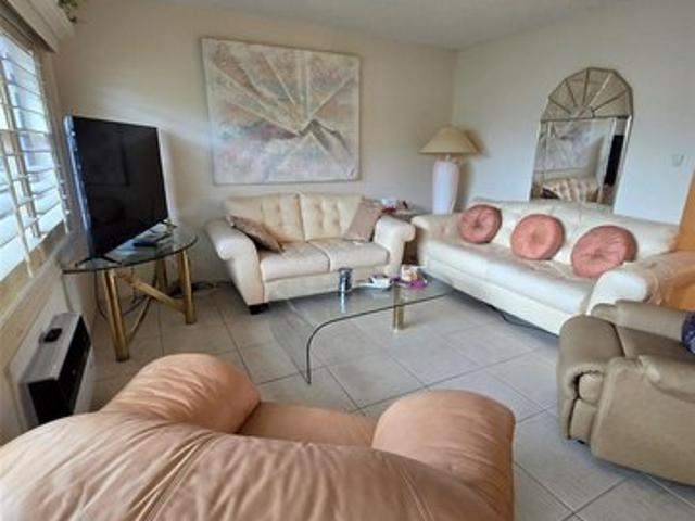 2 Grantham D Unit 2, Deerfield Beach, FL 33442