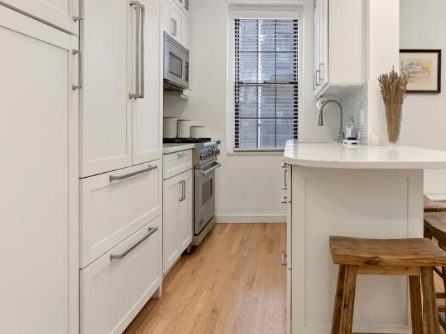 2 GRACE Court 4O