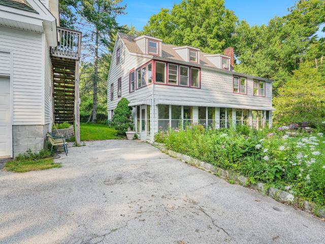 2 Greene Road