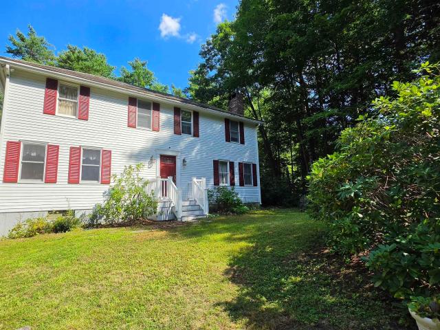 2 Greenleaf Drive