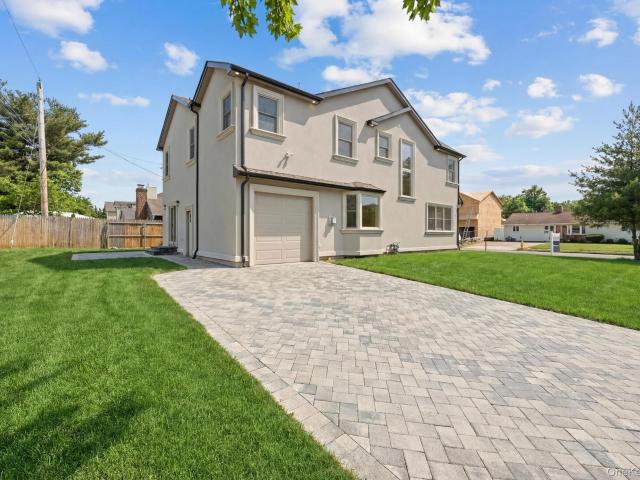 2 Griffin Lane