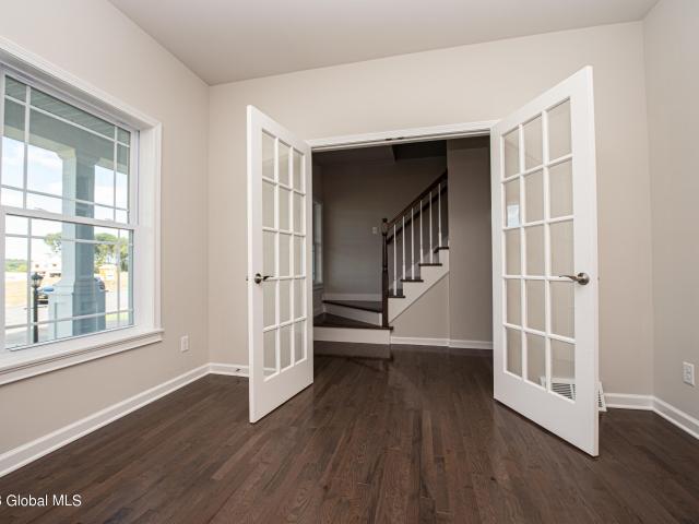 2 Hunter Court