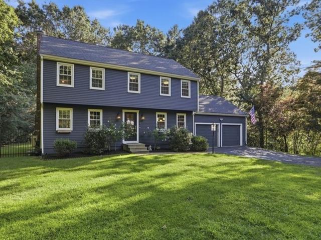 2 Harley Ln, Foxboro, MA 02035