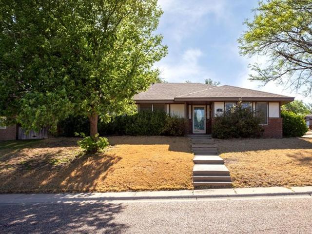 2 Havenwood Ln, Canyon, TX 79015