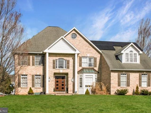2 Hempstead Dr, Newark, DE 19702