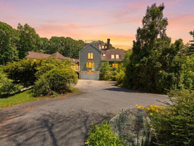 2 Hibbs Ln, West Falmouth, MA 02540 | MLS #22601