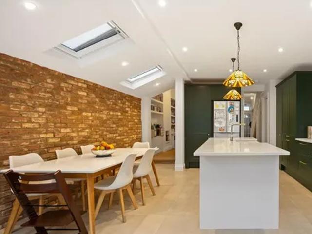 2 Hiley Road, London, NW10 5PS, United Kingdom | 4 bed house for rent #139402118 | Rentberry