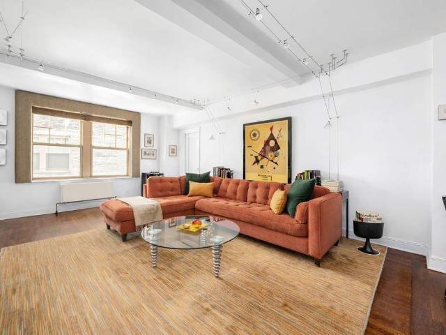 2 Horatio Street, Unit 2D
