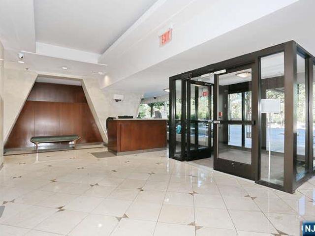 2 Horizon Road # 404