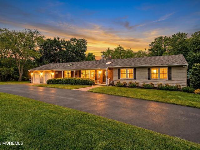 2 Horseshoe Drive