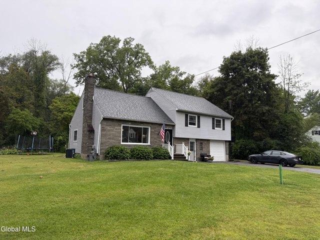 2 Jacob St, Ballston Lake, NY 12019