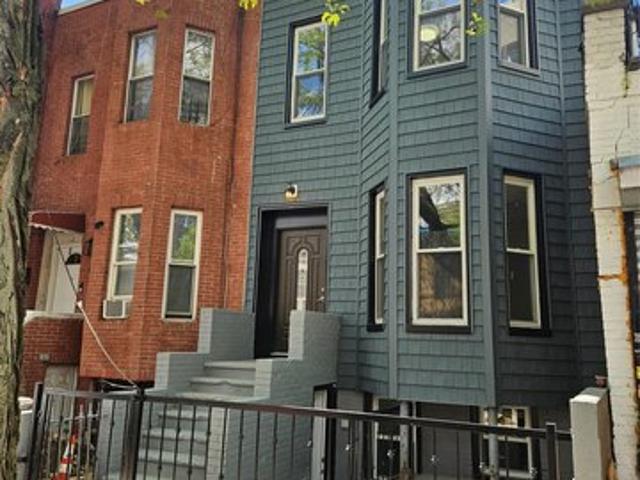 2 Jardine Pl, Brooklyn, NY 11233
