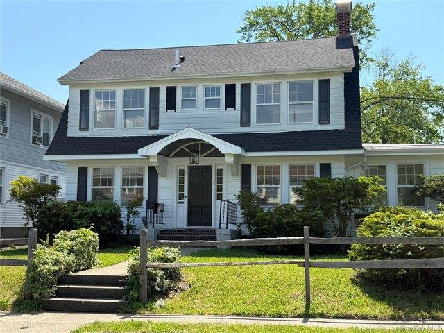 2 Jenkins Pkwy Unit 4, Hudson, NY 12534