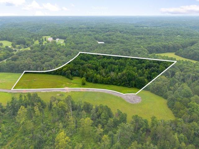 2 Johnson Chapel Rd, Sparta, TN 38583