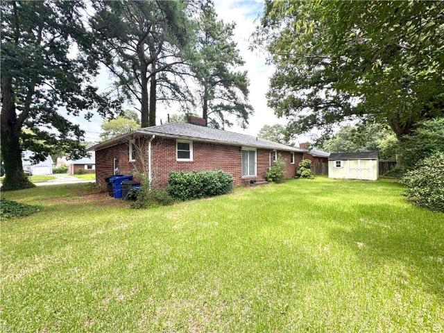 2 Kennedy Dr