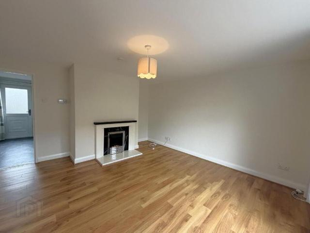 2 Kilbride Gardens, Antrim, BT41 1DS
