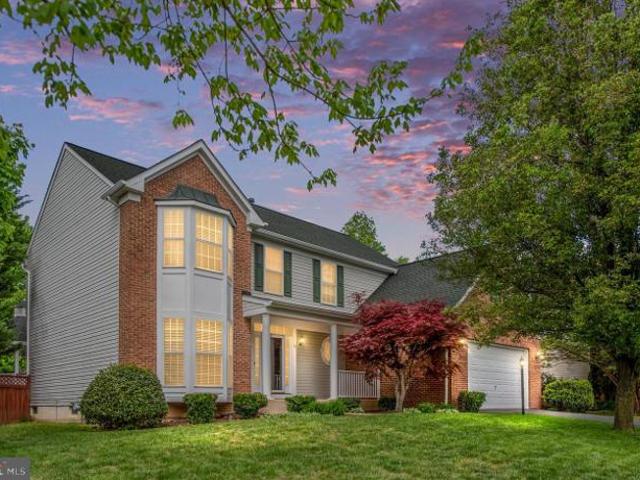 2 Kinross Dr, Stafford, VA 22554