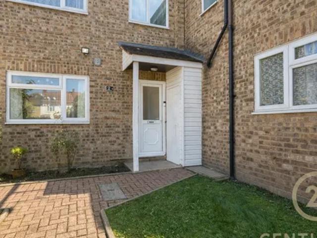 2 Kirrane Close, London, KT3 6EQ, United Kingdom | 3 bed townhouse for rent #168181412 | Rentberry