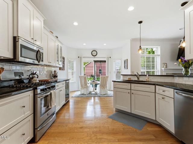 2 Knox Lane