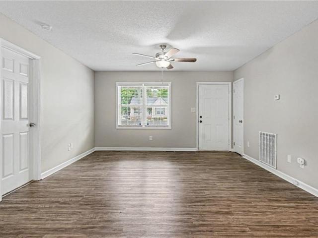 2 Leaf Ridge Court