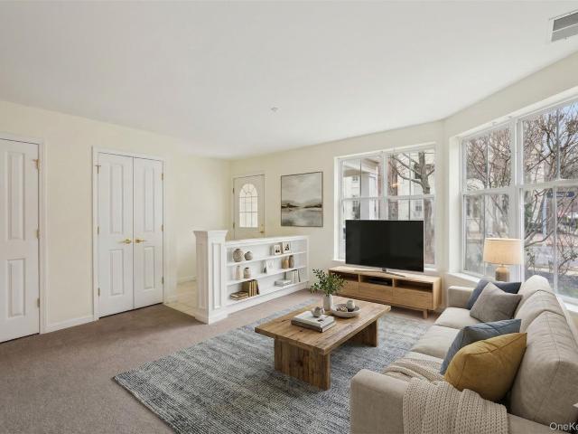 2 Leeward Drive