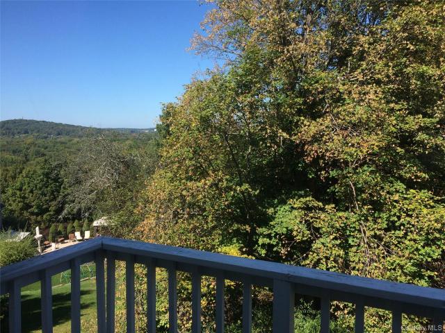 2 Lexington Hills Rd, Unit 12, Harriman, NY 10926 | MLS #983094 | Compass