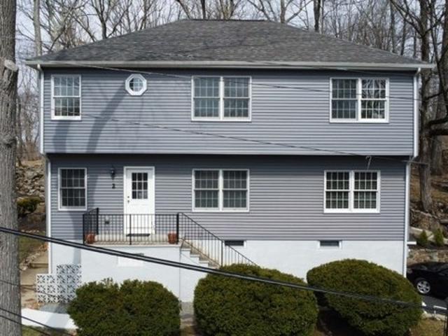 2 Lilac Rd, Jefferson Township, NJ 07849