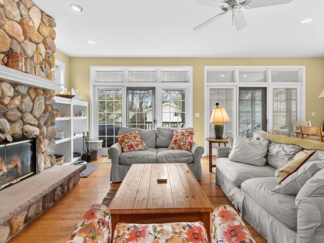 2 Lincoln Pkwy, Williams Bay, WI 53191 | Compass