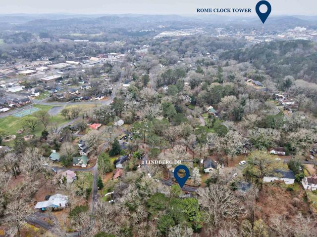 2 Lindberg Drive NE