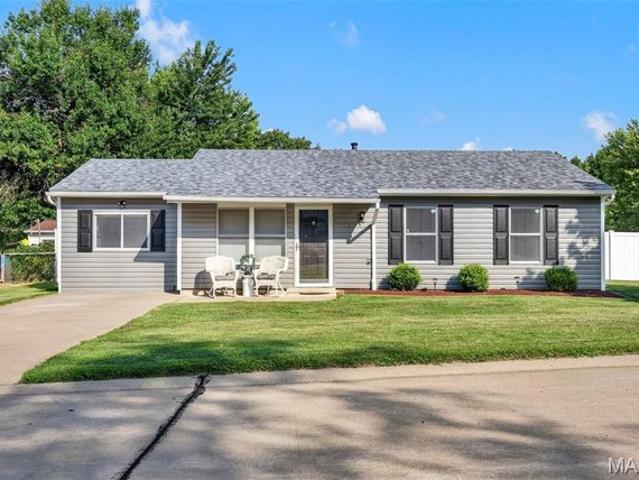 2 Lone Elk Ln, Saint Peters, MO 63376