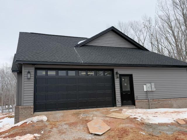 2 Lot Acorn Drive