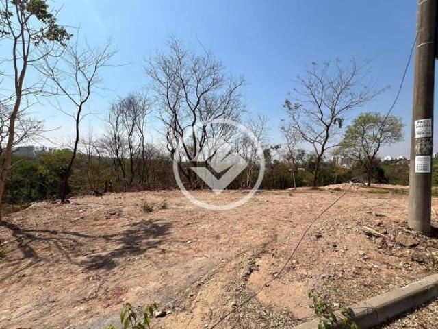 2 Lotes à Venda | 690 m² | Bairro Despraiado | Rua Santa Efigênia | Cuiabá MT