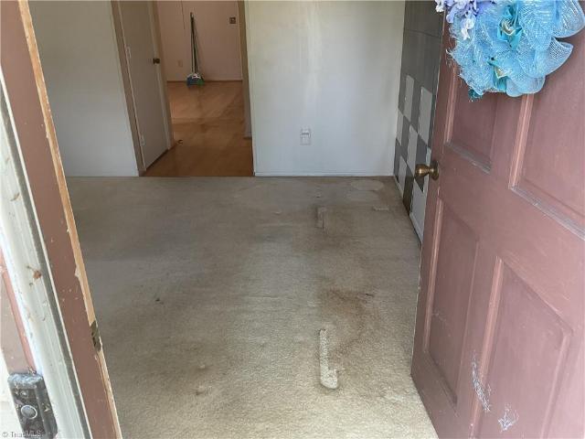 2 Pyracantha Court