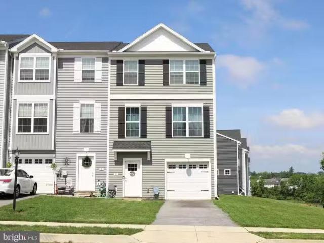 2 PACER DR, HANOVER, PA 17331 644454543