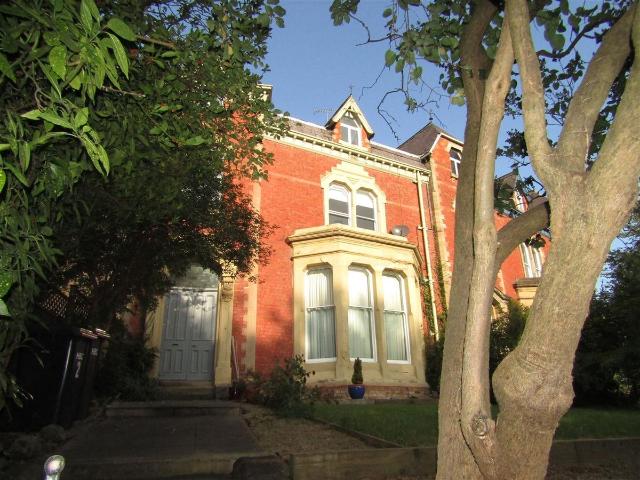2 Palace Road, Ripon HG4, 2 bed flat to rent, £795 pcm | PrimeLocation