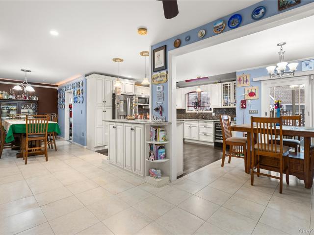 2 Parente Ln N, Island Park, NY 11558 | MLS #968132 | Compass