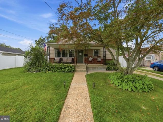 2 Payne Ave, Runnemede, NJ 08078