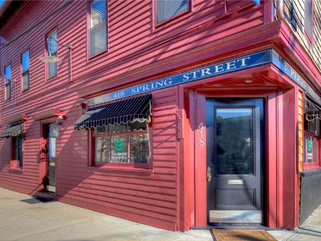 2 Perry Street