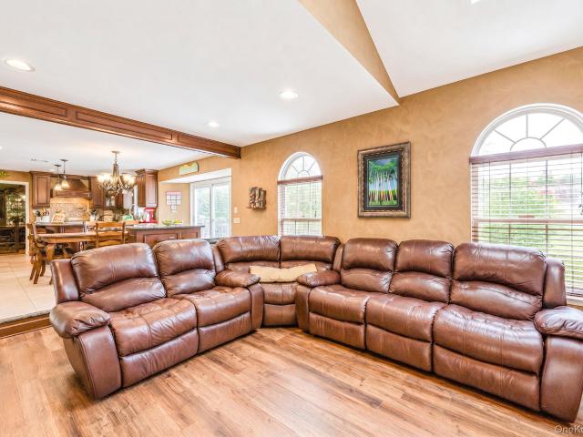 2 Piedmont Court