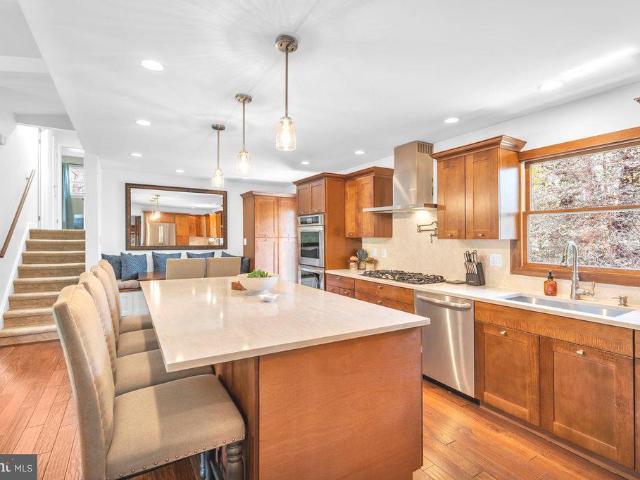 2 Pin Oak Trail